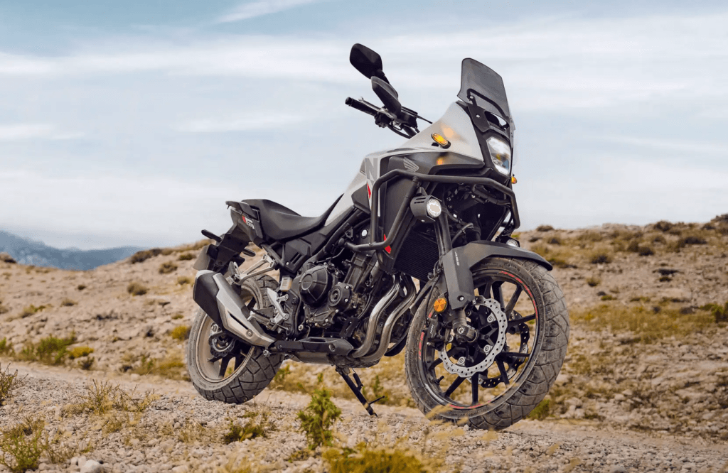 Honda NX500 2024 - Moto Revista CR